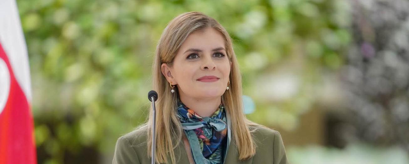 Presidente Laura Fernández presenta paquete de leyes de mano dura ...