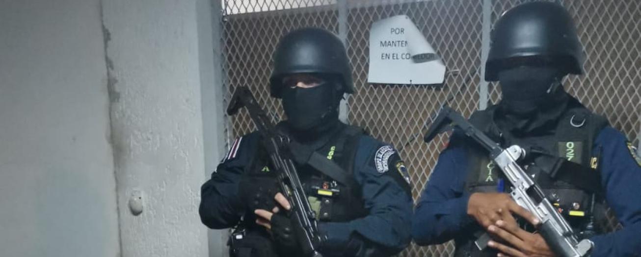 Fuerza Pública de Alajuela decomisa drogas, armas y municiones | Periódico Mi Tierra
